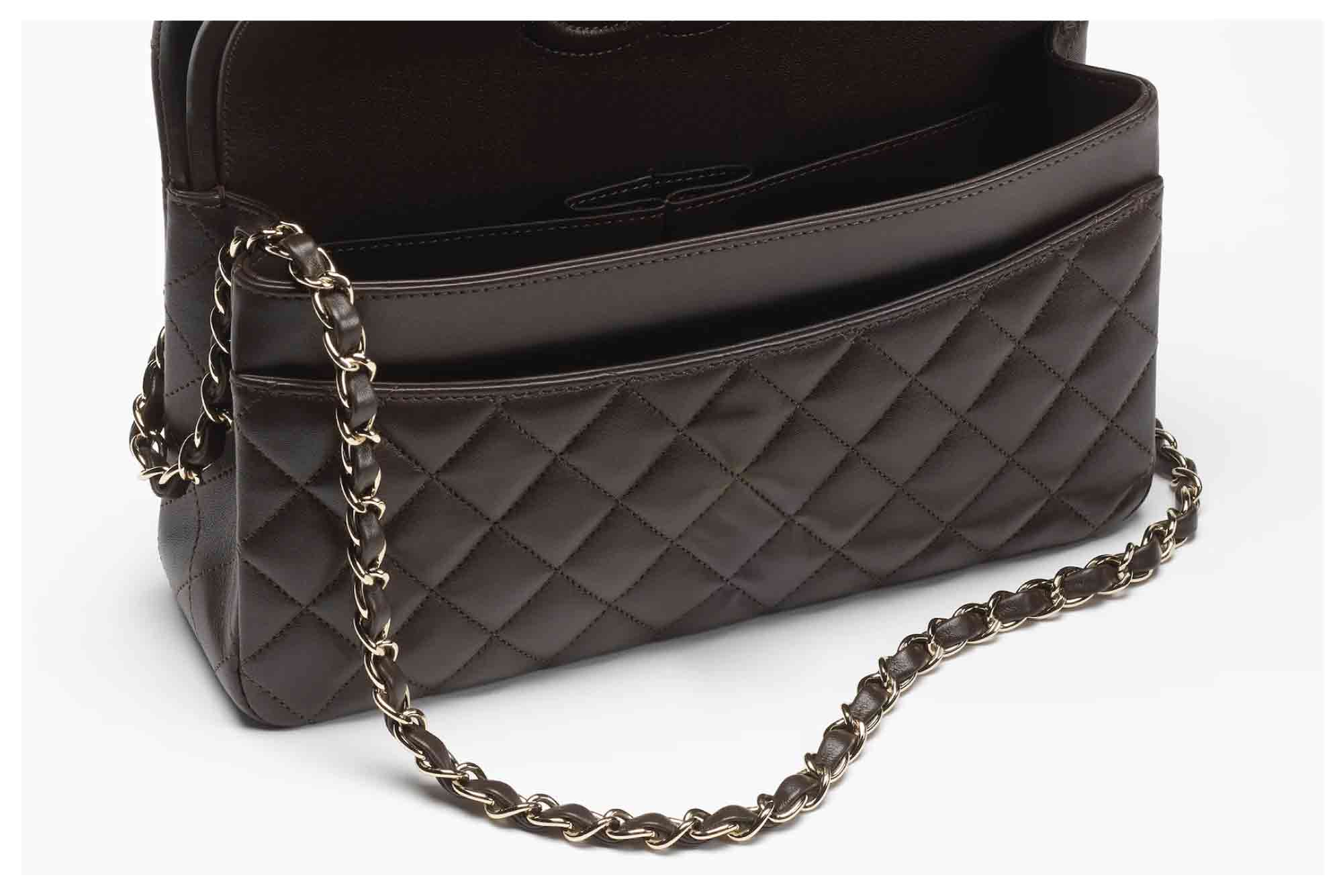 Classic Curb Chain – Made on Jupiter