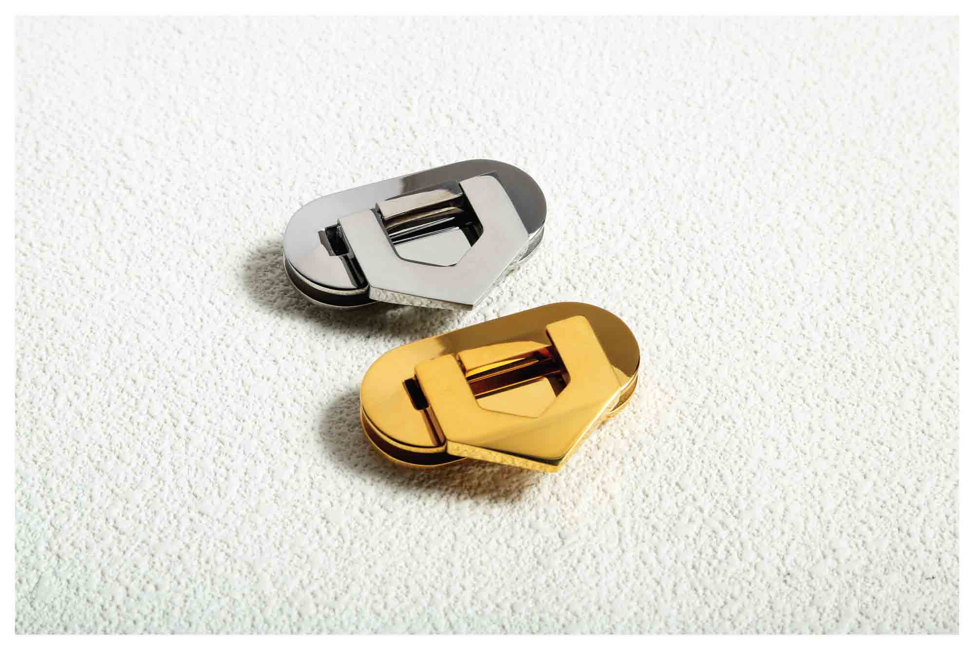 Clip Closure – Made on Jupiter