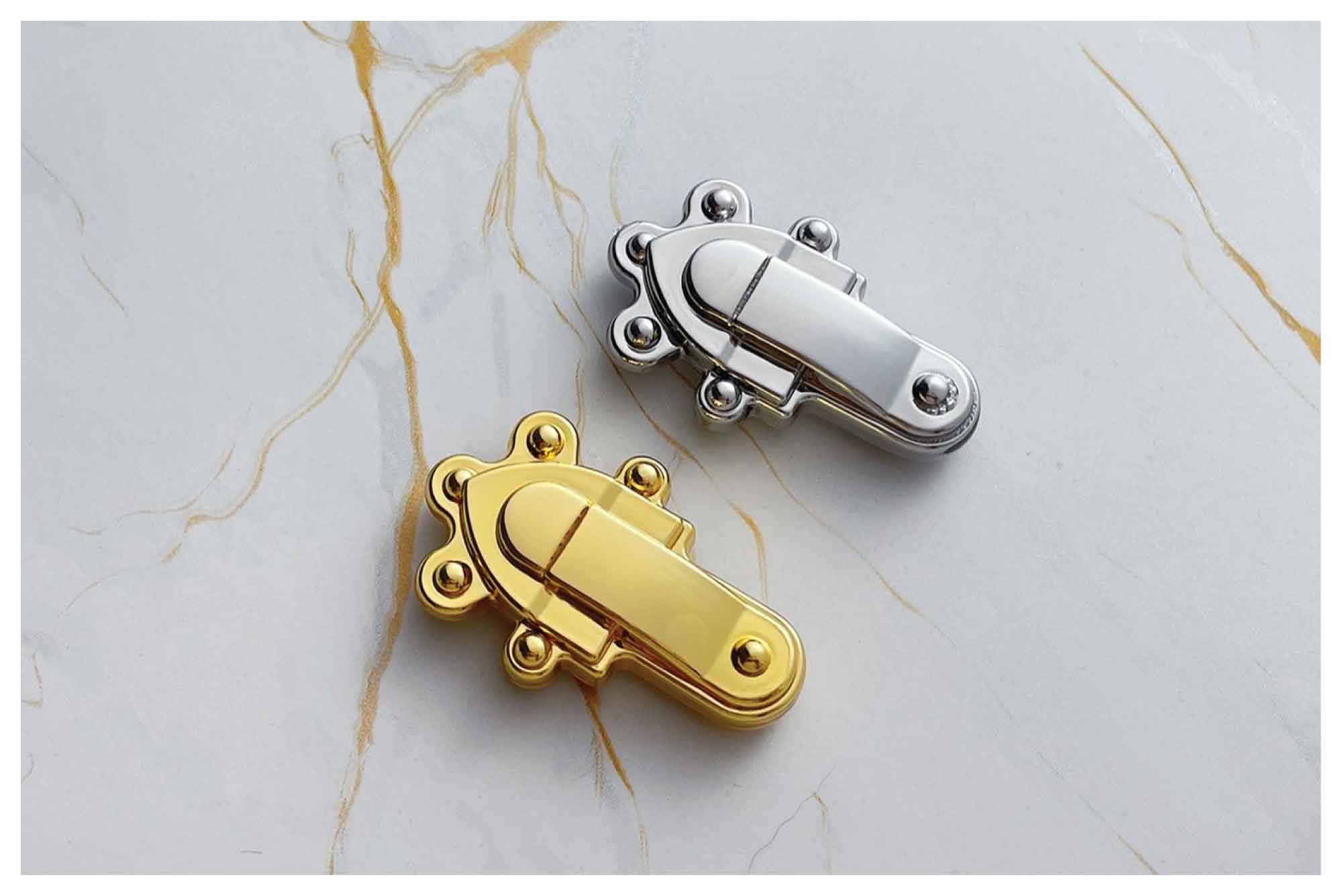 Decorative Clipper Closure for Suitcase – Made on Jupiter